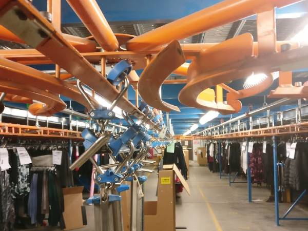 V-Rail Systems – Alpha Conveyor